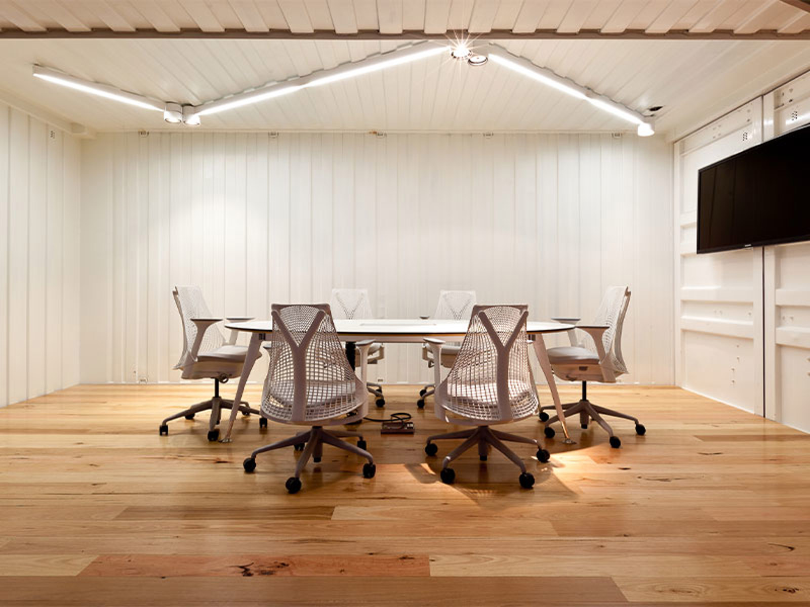 Inlite | Hub Interiors